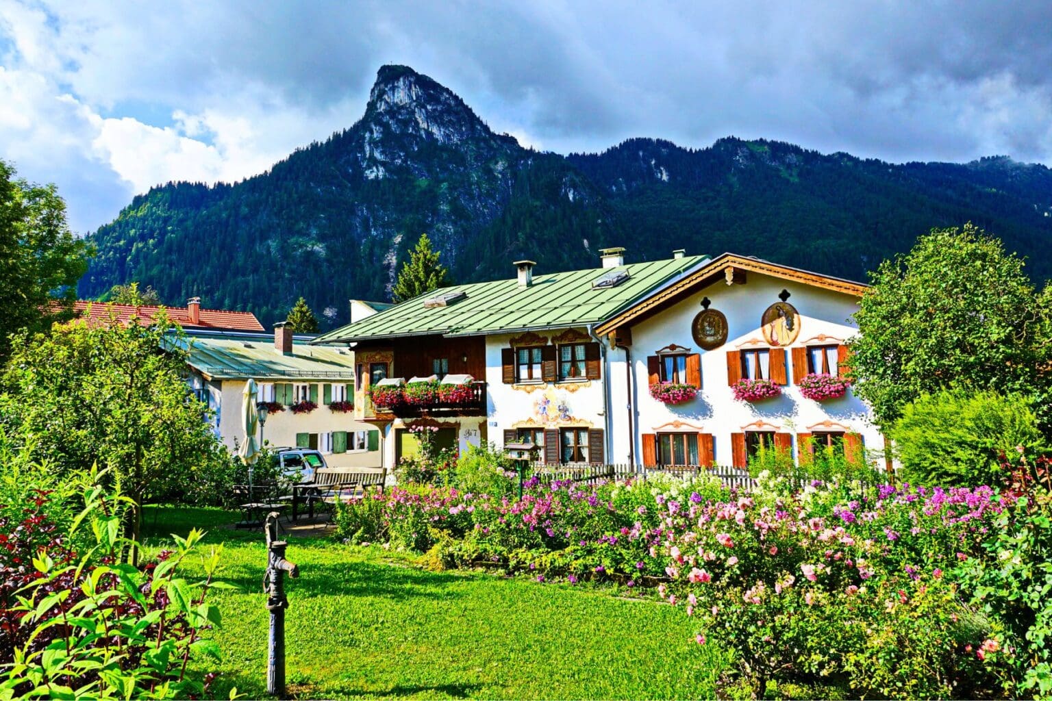 Road Trip Bavaria: Villages, Beer Gardens and Palaces