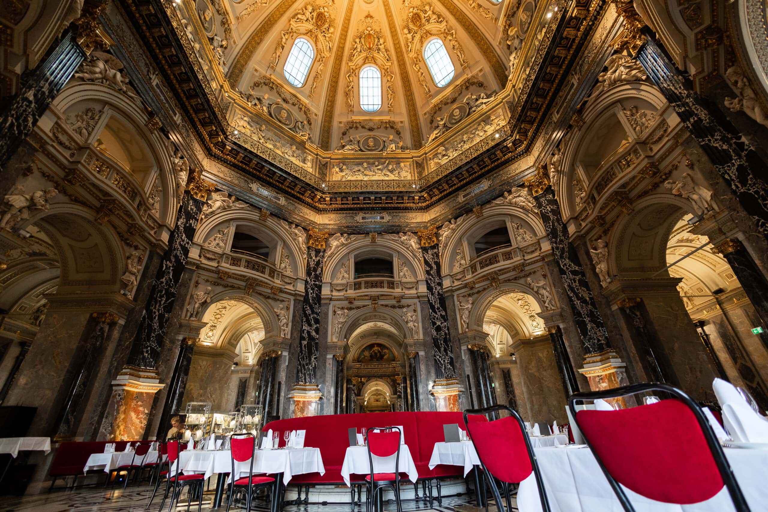 Vienna Coffeehouses: A Cup of Tradition in Vienna