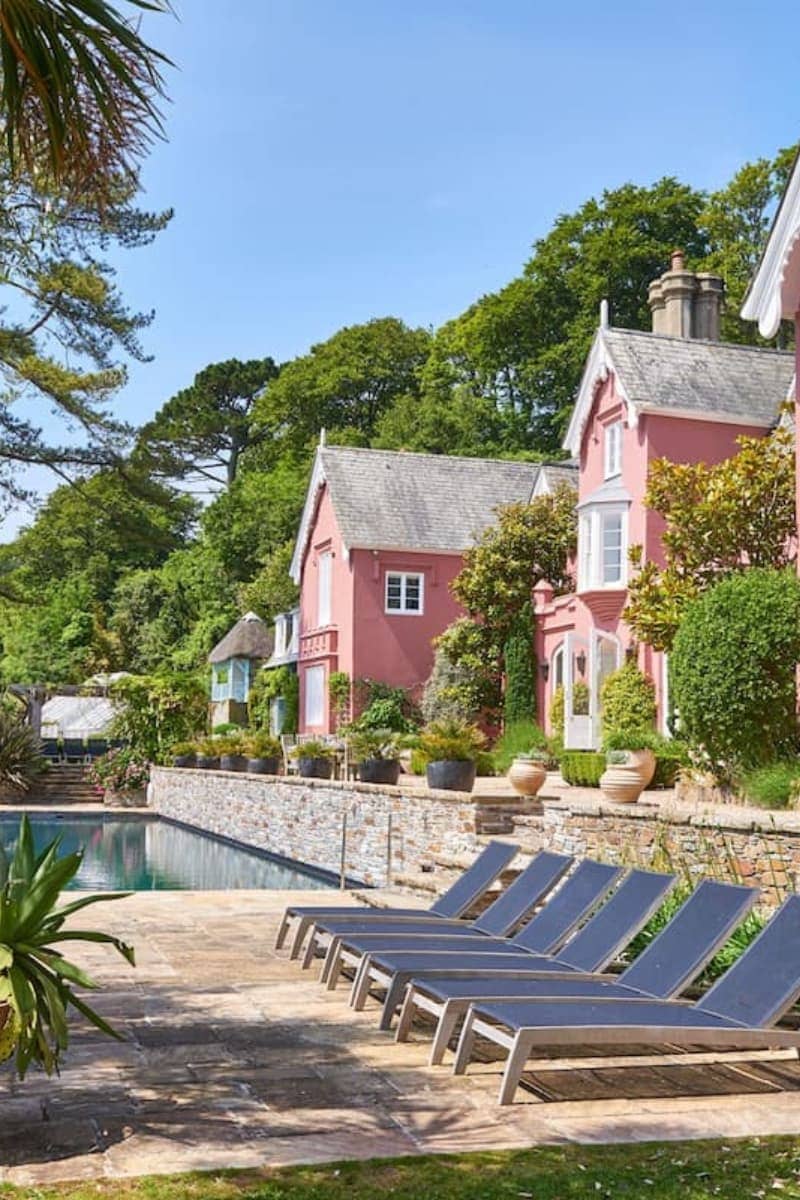 Living Large on a Loyd & Townsend Rose Holiday