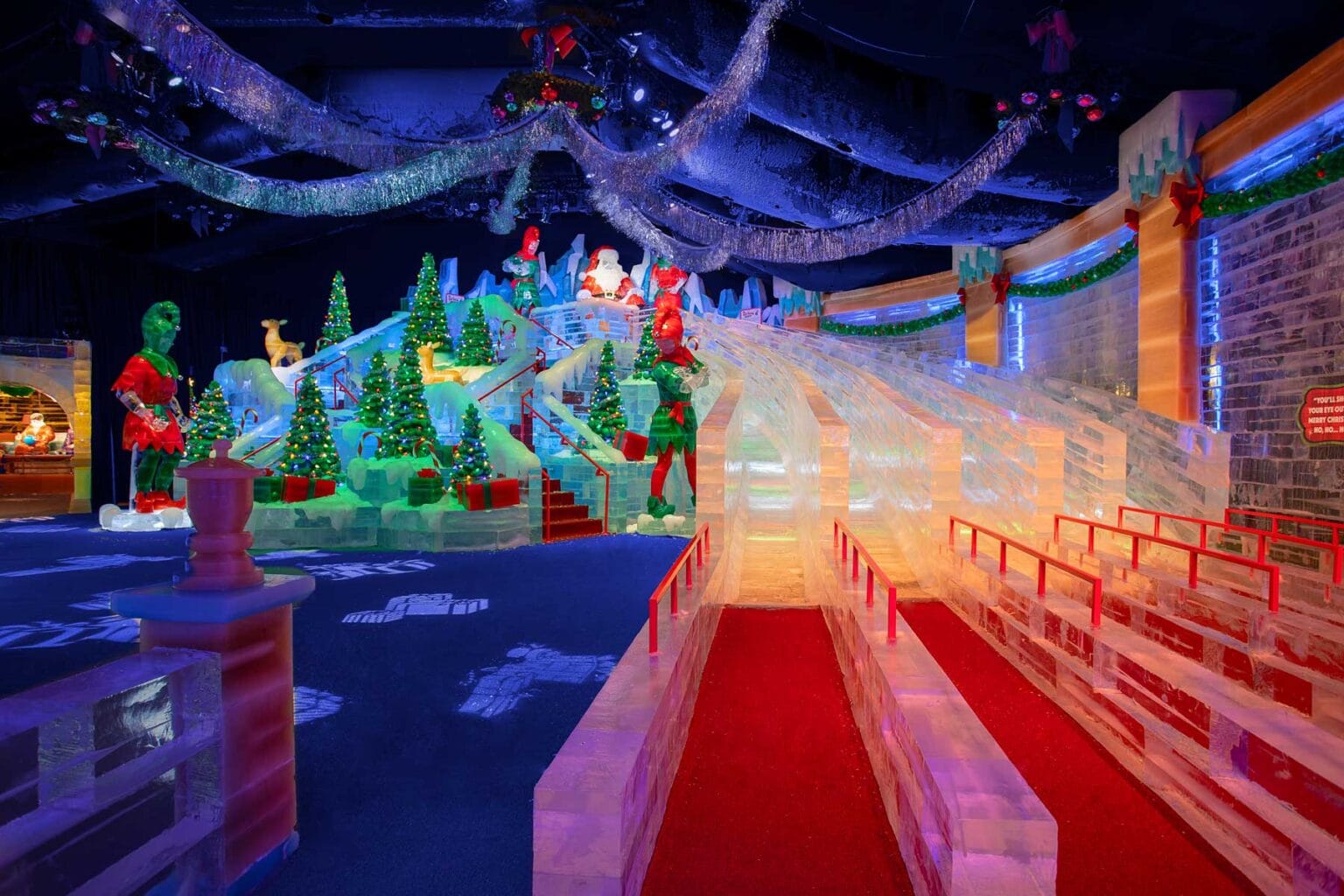 "A Christmas Story" Comes to Life in Ice at Gaylord Rockies: ICE! 2023