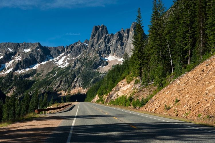 A Scenic Drive on Washington's North Cascades Highway