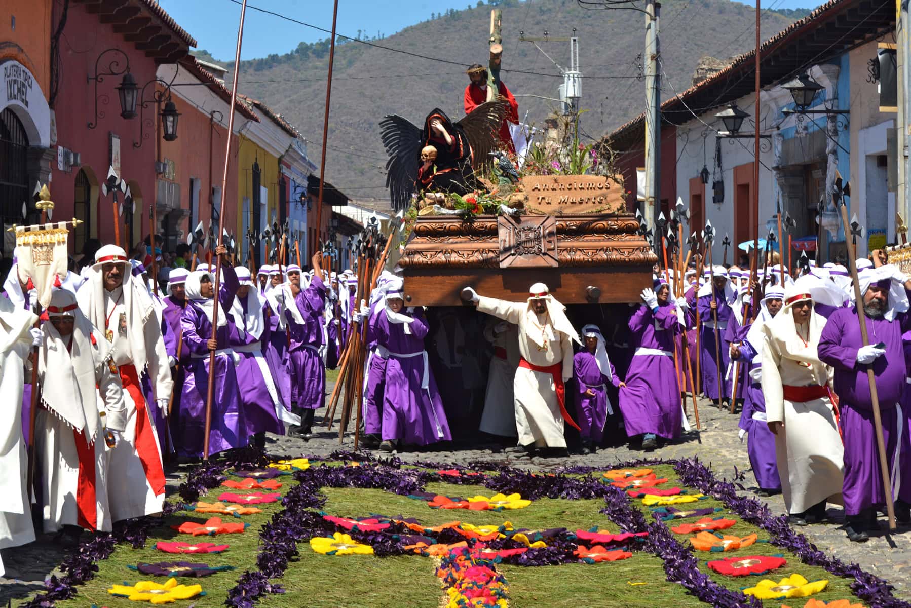 Celebrate Semana Santa in Antigua: A Colorful Cultural Experience
