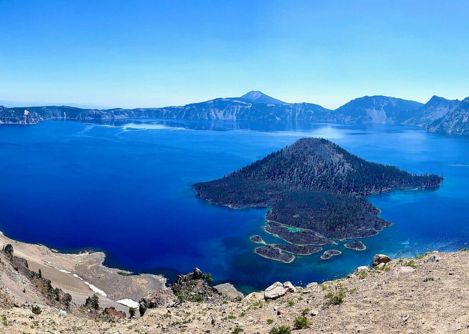 Crater Lake in the Oregon Cascades Will Leave You In Awe