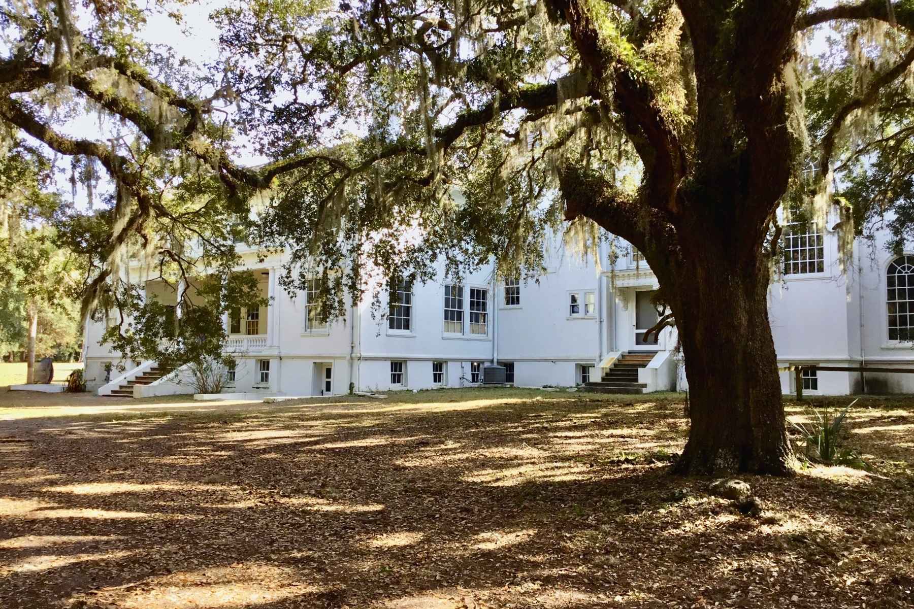 Southern Hospitality Reigns Supreme in St. Marys, Georgia