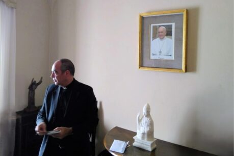 Exclusive Walk Through the Pope’s Private Corridors at the Vatican